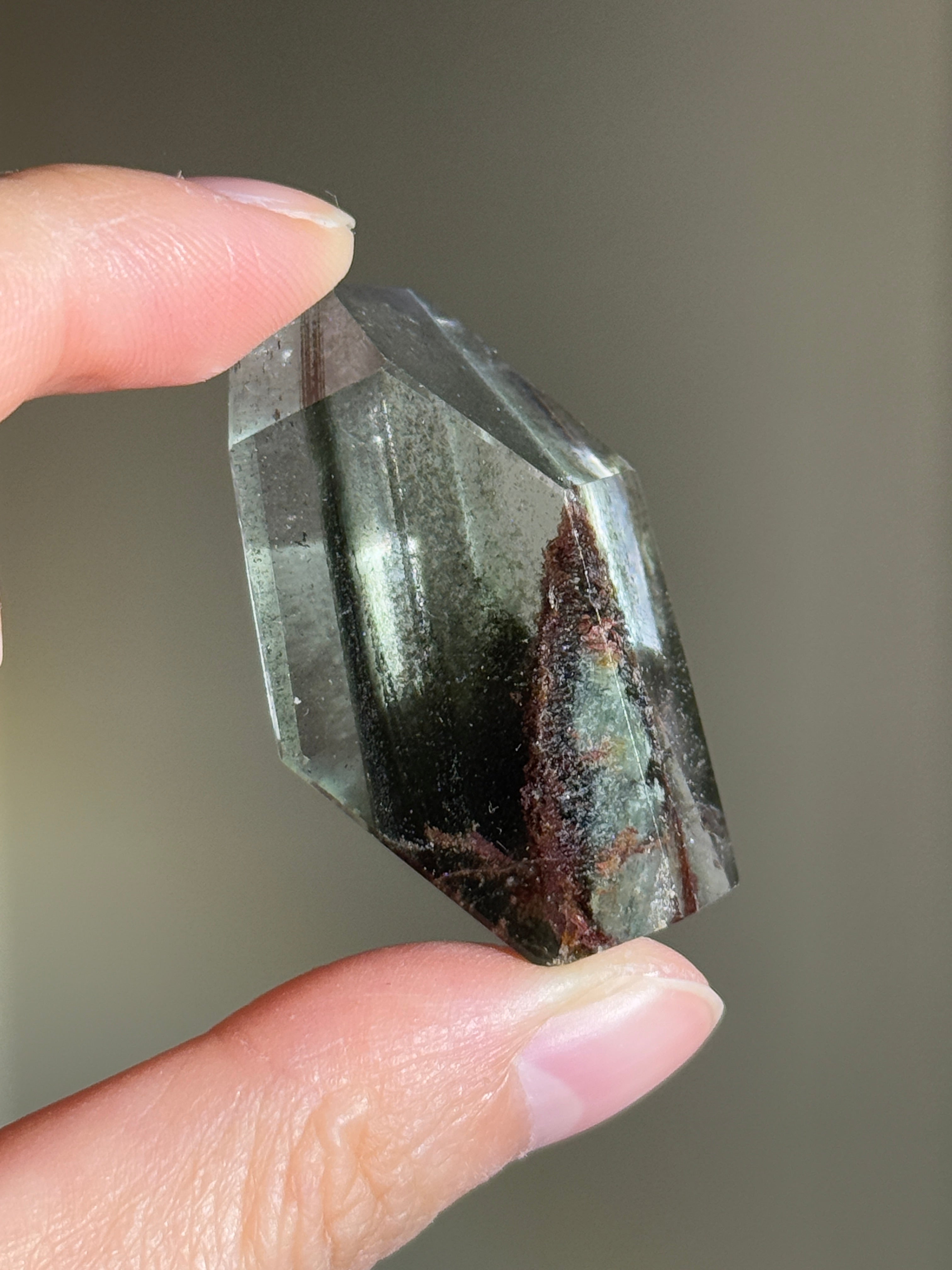 Gorgeous Garden Quartz Freeform with Green Chlorite, Zambia – Kimberley ...